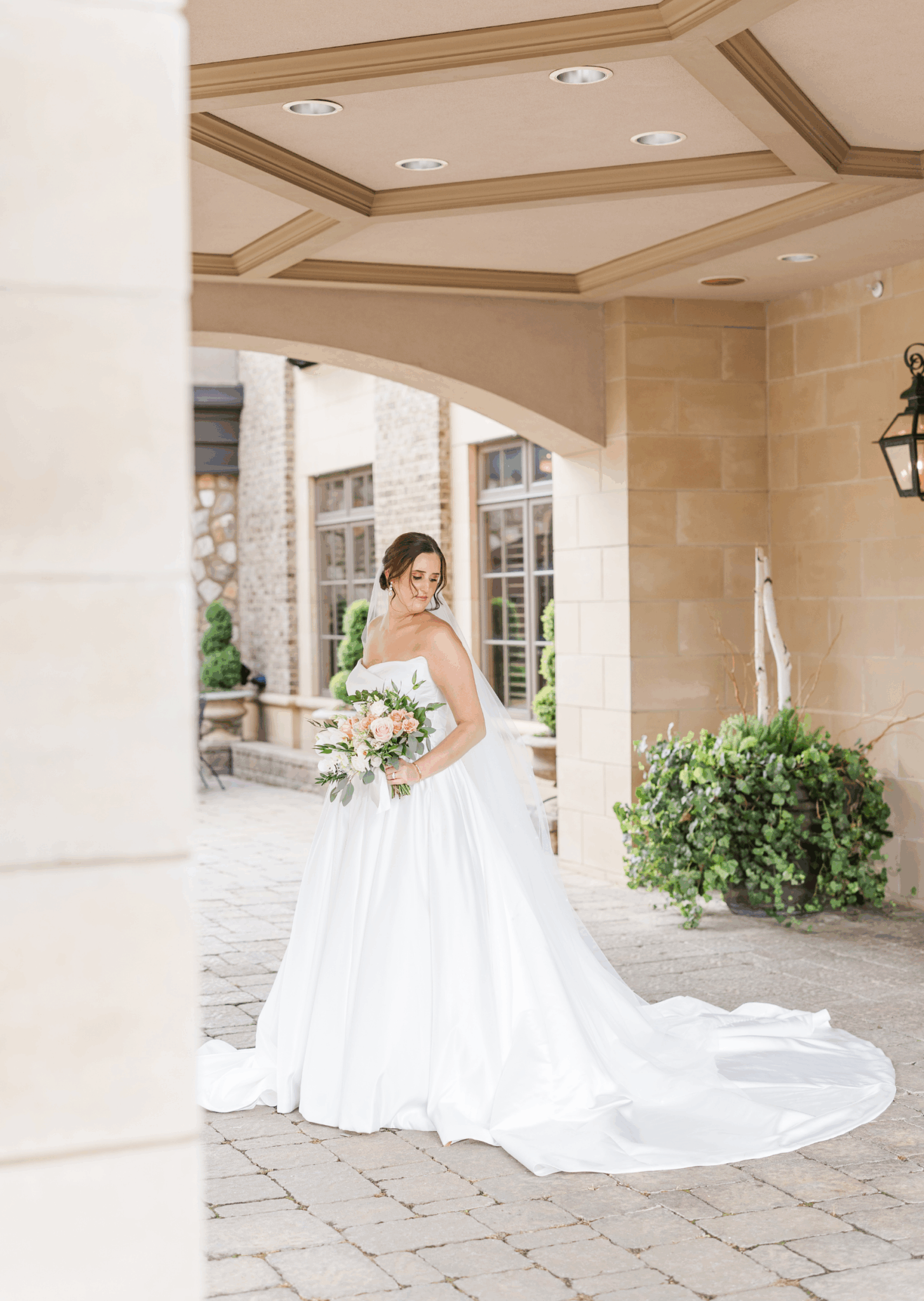 Brittany | Bleckley Inn Bridal Portraits - nicholelaurenphotography.com